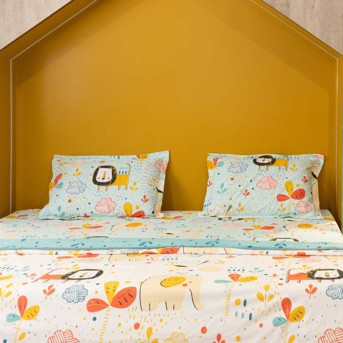 Guide to Bed Sheet Color Combinations & Trends